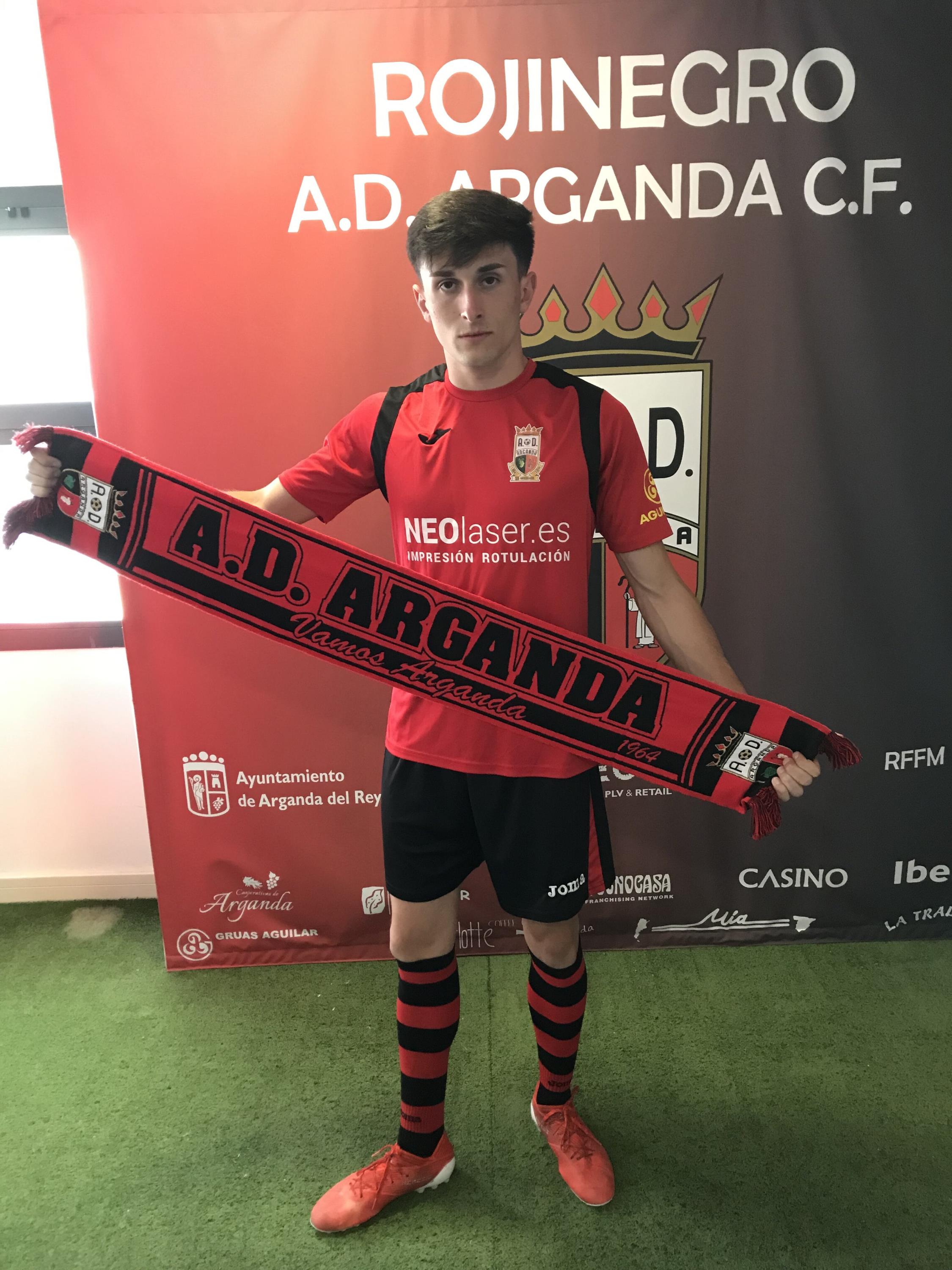 FICHAJE DE ALEX TORRES